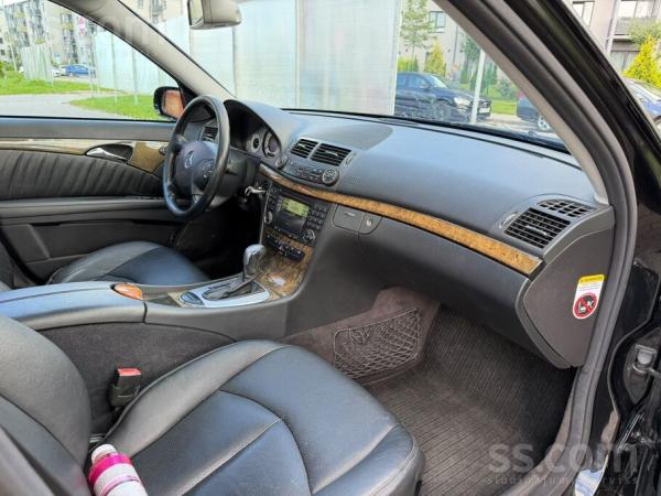 Melns Mercedes-Benz E 280 2006 Rīga, ar dzinēja tilpumu 3.00 L un nobraukumu 350 tūkst. km par 1200 €, foto 4 vietnē AUTOMOTO.COM.LV