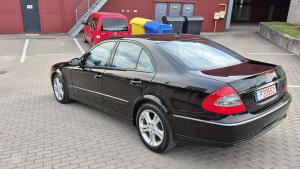 Melns Mercedes-Benz E 280 2006 Utena, ar dzinēja tilpumu 2.99 L un nobraukumu 278 tūkst. km par 4499 €, foto 20 vietnē AUTOMOTO.COM.LV