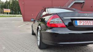 Melns Mercedes-Benz E 280 2006 Utena, ar dzinēja tilpumu 2.99 L un nobraukumu 278 tūkst. km par 4499 €, foto 21 vietnē AUTOMOTO.COM.LV