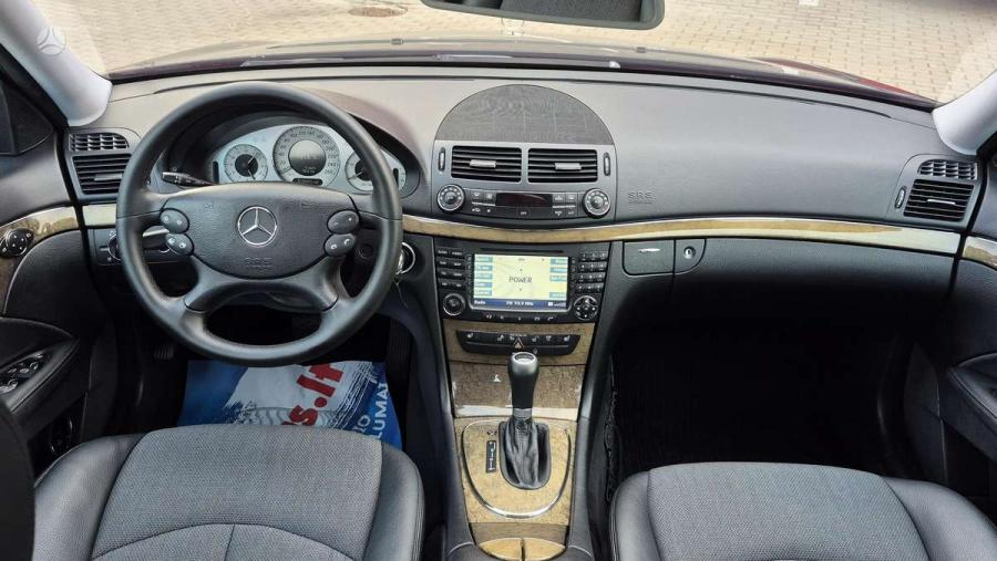 Melns Mercedes-Benz E 280 2006 Utena, ar dzinēja tilpumu 2.99 L un nobraukumu 278 tūkst. km par 4499 €, foto 25 vietnē AUTOMOTO.COM.LV