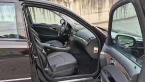 Melns Mercedes-Benz E 280 2006 Utena, ar dzinēja tilpumu 2.99 L un nobraukumu 278 tūkst. km par 4499 €, foto 27 vietnē AUTOMOTO.COM.LV