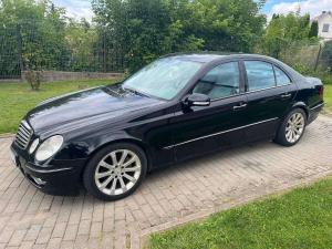 Черный Мерседес Е 280 2006 в Вильнюс, объемом двигателя 2.99 л и пробегом 416 тыс. км за 2500 €, фото 4 на AUTOMOTO.COM.LV