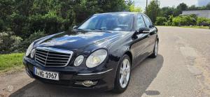 Melns Mercedes-Benz E 280 2007 Kauņa, ar dzinēja tilpumu 2.99 L un nobraukumu 315 tūkst. km par 5999 €, foto  vietnē AUTOMOTO.COM.LV