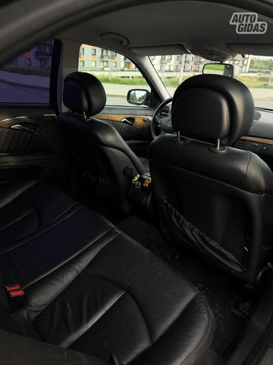 Melns Mercedes-Benz E 280 2007 Viļņa, ar dzinēja tilpumu 3.00 L un nobraukumu 416 tūkst. km par 3000 €, foto 16 vietnē AUTOMOTO.COM.LV