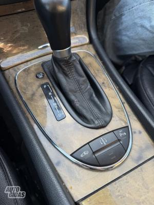 Melns Mercedes-Benz E 280 2007 Viļņa, ar dzinēja tilpumu 3.00 L un nobraukumu 416 tūkst. km par 3000 €, foto 18 vietnē AUTOMOTO.COM.LV