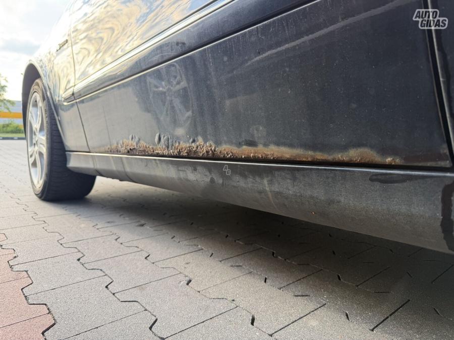 Melns Mercedes-Benz E 280 2007 Viļņa, ar dzinēja tilpumu 3.00 L un nobraukumu 416 tūkst. km par 3000 €, foto 32 vietnē AUTOMOTO.COM.LV