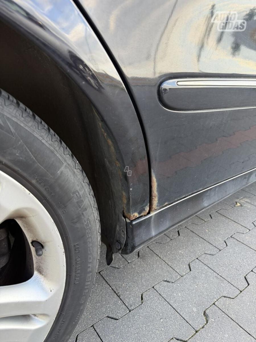 Melns Mercedes-Benz E 280 2007 Viļņa, ar dzinēja tilpumu 3.00 L un nobraukumu 416 tūkst. km par 3000 €, foto 34 vietnē AUTOMOTO.COM.LV