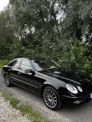 Melns Mercedes-Benz E 280 2007 Tallina, ar dzinēja tilpumu 3.00 L un nobraukumu 376 tūkst. km par 6500 €, foto  vietnē AUTOMOTO.COM.LV