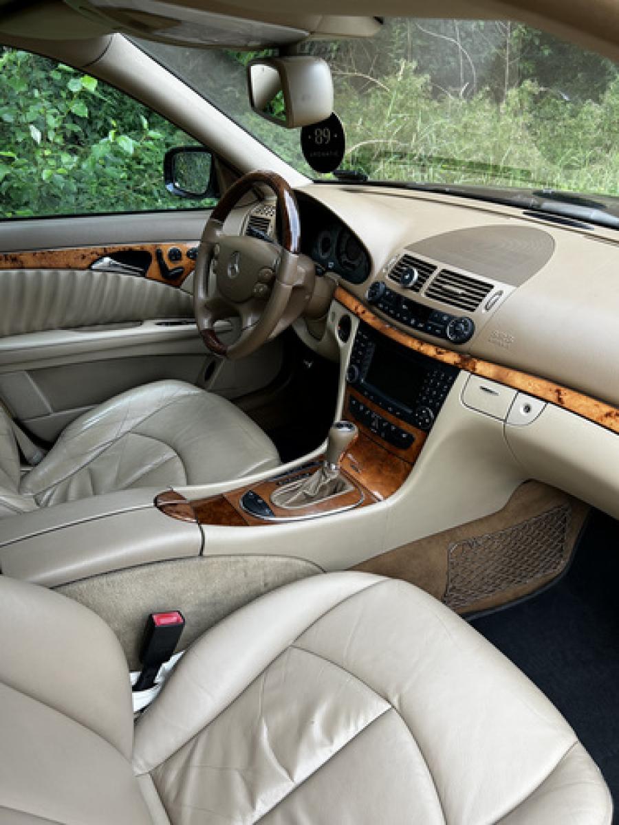 Melns Mercedes-Benz E 280 2007 Tallina, ar dzinēja tilpumu 3.00 L un nobraukumu 376 tūkst. km par 6500 €, foto 14 vietnē AUTOMOTO.COM.LV
