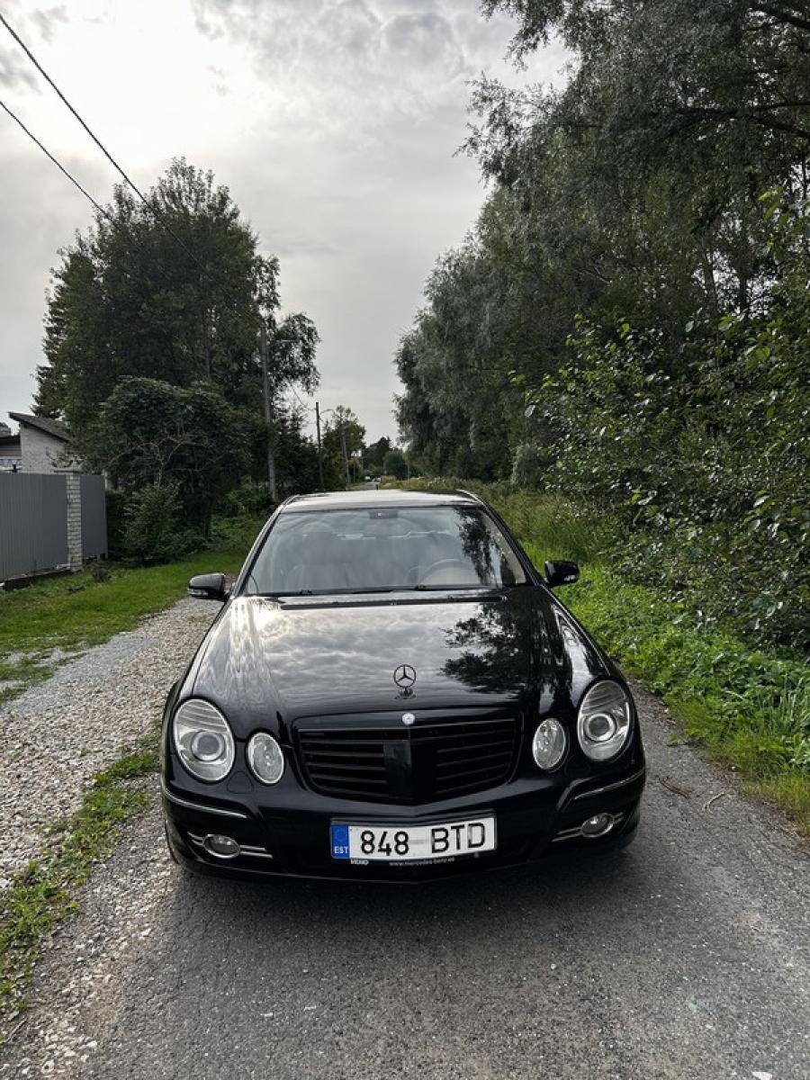 Melns Mercedes-Benz E 280 2007 Tallina, ar dzinēja tilpumu 3.00 L un nobraukumu 376 tūkst. km par 6500 €, foto 18 vietnē AUTOMOTO.COM.LV