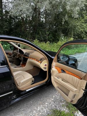 Melns Mercedes-Benz E 280 2007 Tallina, ar dzinēja tilpumu 3.00 L un nobraukumu 376 tūkst. km par 6500 €, foto 26 vietnē AUTOMOTO.COM.LV