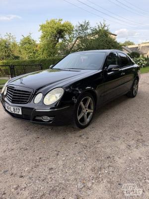Melns Mercedes-Benz E 280 2008 Kauņa, ar dzinēja tilpumu 3.00 L un nobraukumu 324 tūkst. km par 4800 €, foto  vietnē AUTOMOTO.COM.LV