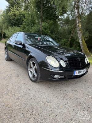 Black Mercedes-Benz E 280 2008 in Kaunas, with an engine capacity of 3.00 L and mileage of 324 thousand km for 4800 €, photo 3 on AUTOMOTO.COM.LV