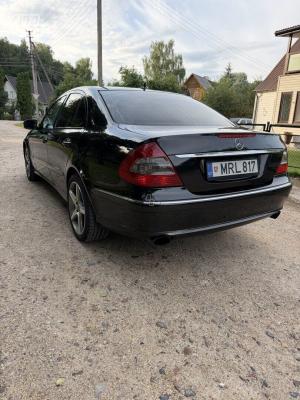 Black Mercedes-Benz E 280 2008 in Kaunas, with an engine capacity of 3.00 L and mileage of 324 thousand km for 4800 €, photo 9 on AUTOMOTO.COM.LV