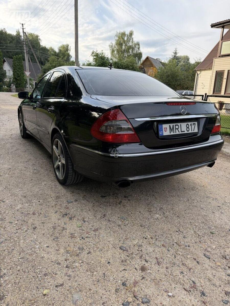 Black Mercedes-Benz E 280 2008 in Kaunas, with an engine capacity of 3.00 L and mileage of 324 thousand km for 4800 €, photo 9 on AUTOMOTO.COM.LV