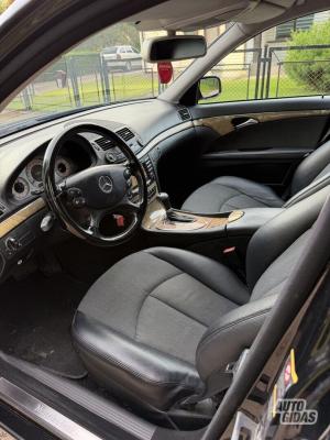 Black Mercedes-Benz E 280 2008 in Kaunas, with an engine capacity of 3.00 L and mileage of 324 thousand km for 4800 €, photo 10 on AUTOMOTO.COM.LV