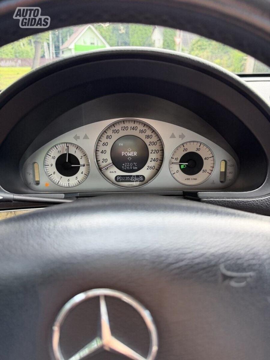 Black Mercedes-Benz E 280 2008 in Kaunas, with an engine capacity of 3.00 L and mileage of 324 thousand km for 4800 €, photo 13 on AUTOMOTO.COM.LV