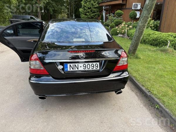 Mercedes-Benz E 280 2008 RÄ«ga vietnÄ Melns Mercedes-Benz E 280 2008 RÄ«ga, ar dzinÄja tilpumu 2.80 L un nobraukumu 252 tÅ«kst. km par 5500 ā¬, foto 7 vietnÄ AUTOMOTO.COM.LV