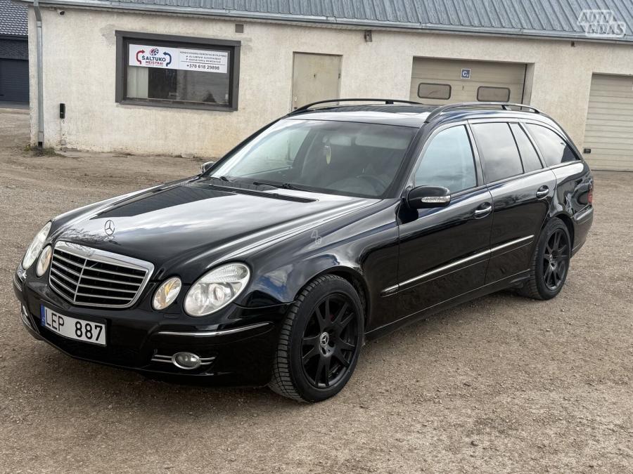 Melns Mercedes-Benz E 280 2004 Šauļi, ar dzinēja tilpumu 3.20 L un nobraukumu 397 tūkst. km par 2500 €, foto 1 vietnē AUTOMOTO.COM.LV
