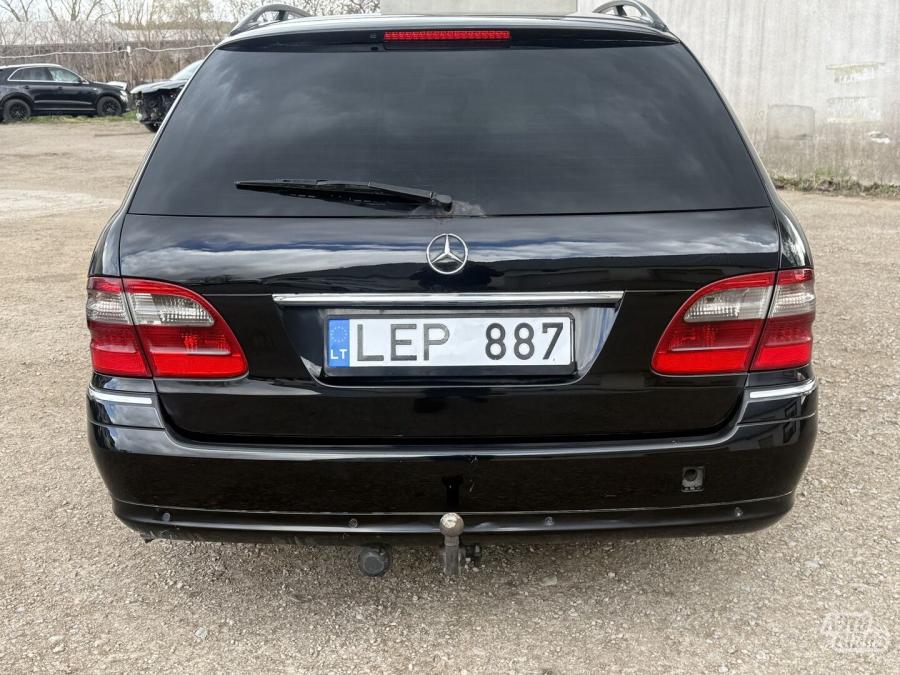 Melns Mercedes-Benz E 280 2004 Šauļi, ar dzinēja tilpumu 3.20 L un nobraukumu 397 tūkst. km par 2500 €, foto 7 vietnē AUTOMOTO.COM.LV