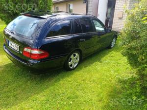Melns Mercedes-Benz E 280 2005 Aizkraukle, ar dzinēja tilpumu 3.20 L un nobraukumu 333 tūkst. km par 2100 €, foto 3 vietnē AUTOMOTO.COM.LV