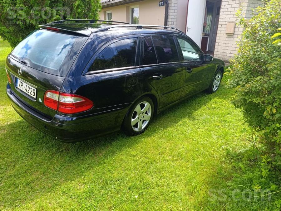 Melns Mercedes-Benz E 280 2005 Aizkraukle, ar dzinēja tilpumu 3.20 L un nobraukumu 333 tūkst. km par 2100 €, foto 3 vietnē AUTOMOTO.COM.LV