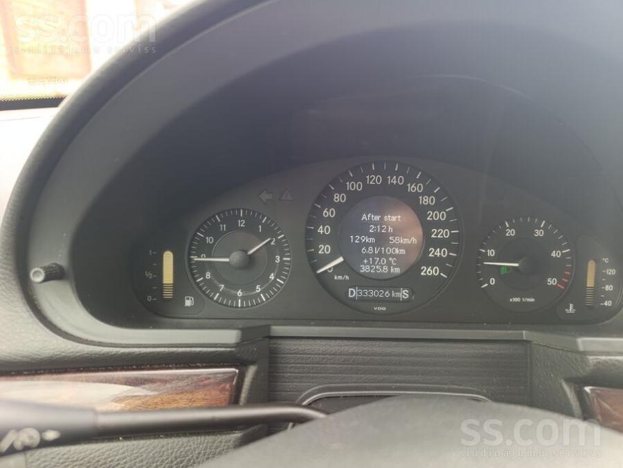 Melns Mercedes-Benz E 280 2005 Aizkraukle, ar dzinēja tilpumu 3.20 L un nobraukumu 333 tūkst. km par 2100 €, foto 6 vietnē AUTOMOTO.COM.LV