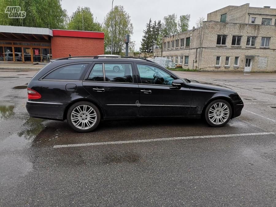 Melns Mercedes-Benz E 280 2006 Marijampole, ar dzinēja tilpumu 3.00 L un nobraukumu 329 tūkst. km par 2800 €, foto 4 vietnē AUTOMOTO.COM.LV