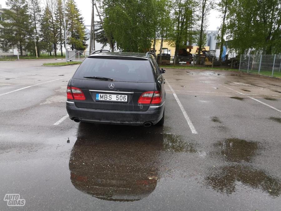Melns Mercedes-Benz E 280 2006 Marijampole, ar dzinēja tilpumu 3.00 L un nobraukumu 329 tūkst. km par 2800 €, foto 12 vietnē AUTOMOTO.COM.LV