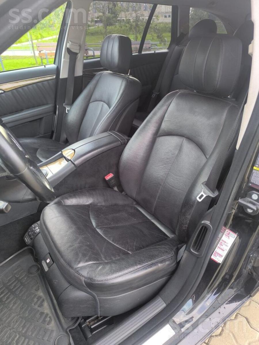 Black Mercedes-Benz E 280 2006 in Saldus, with an engine capacity of 3.00 L and mileage of 339 thousand km for 3500 €, photo 17 on AUTOMOTO.COM.LV