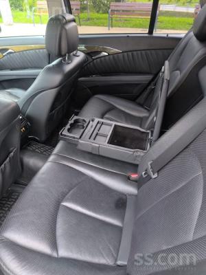 Black Mercedes-Benz E 280 2006 in Saldus, with an engine capacity of 3.00 L and mileage of 339 thousand km for 3500 €, photo 28 on AUTOMOTO.COM.LV