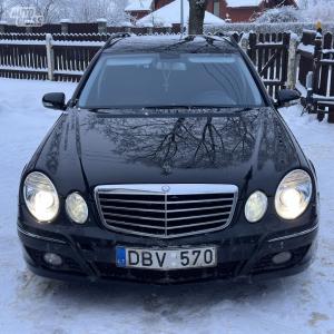 Black Mercedes-Benz E 280 2007 in Jonava, with an engine capacity of 3.00 L and mileage of 309 thousand km for 2800 €, photo 5 on AUTOMOTO.COM.LV