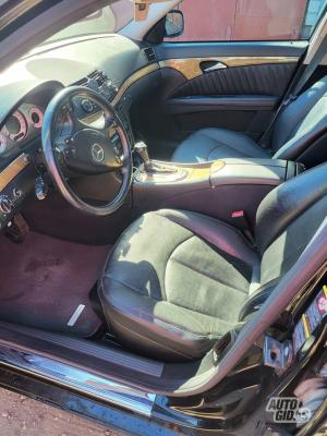 Черный Мерседес Е 280 2007 в Алитус, объемом двигателя 3.00 л и пробегом 520 тыс. км за 3300 €, фото 12 на AUTOMOTO.COM.LV