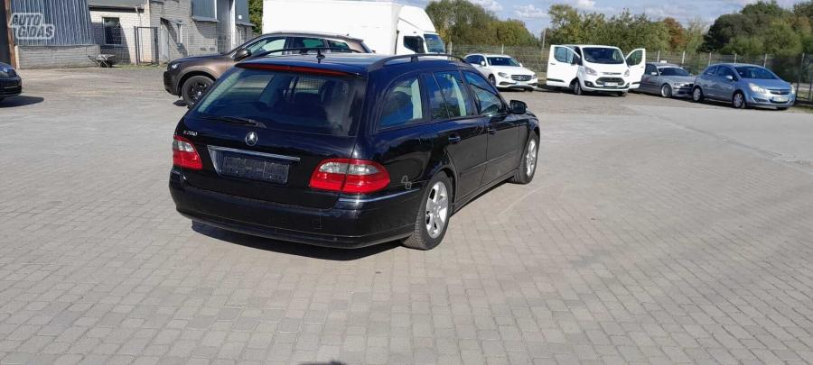 Black Mercedes-Benz E 280 2007 in Radviliskis, with an engine capacity of 3.00 L and mileage of 232 thousand km for 4300 €, photo 6 on AUTOMOTO.COM.LV
