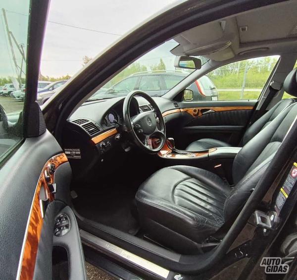 Melns Mercedes-Benz E 280 2007 Radviliškis, ar dzinēja tilpumu 3.00 L un nobraukumu 232 tūkst. km par 4300 €, foto 8 vietnē AUTOMOTO.COM.LV