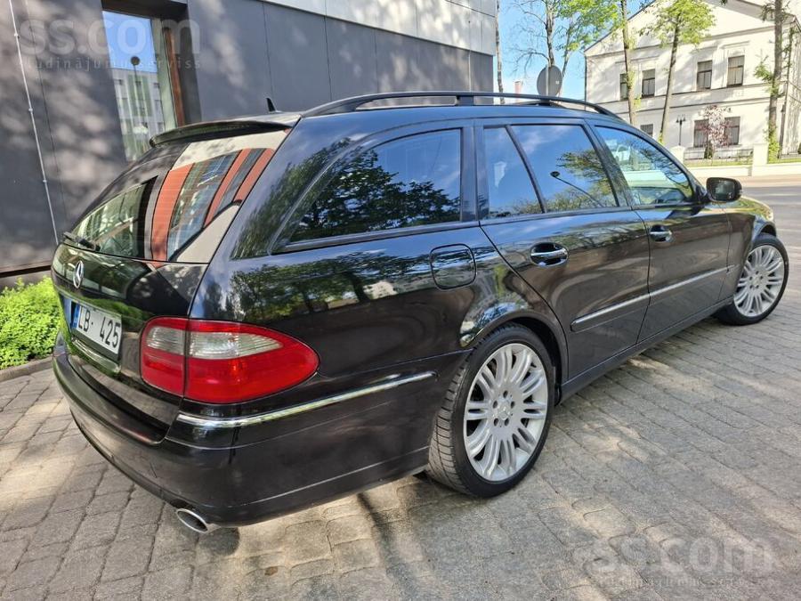 Melns Mercedes-Benz E 280 2007 Daugavpils, ar dzinēja tilpumu 3.00 L un nobraukumu 360 tūkst. km par 3550 €, foto 4 vietnē AUTOMOTO.COM.LV