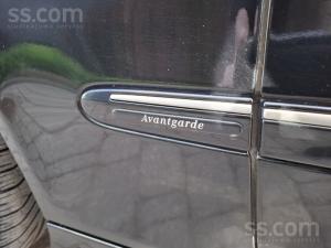 Melns Mercedes-Benz E 280 2007 Daugavpils, ar dzinēja tilpumu 3.00 L un nobraukumu 360 tūkst. km par 3550 €, foto 15 vietnē AUTOMOTO.COM.LV