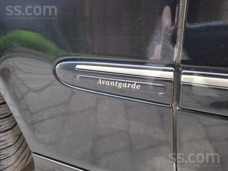 Melns Mercedes-Benz E 280 2007 Daugavpils, ar dzinēja tilpumu 3.00 L un nobraukumu 360 tūkst. km par 3550 €, foto 15 vietnē AUTOMOTO.COM.LV