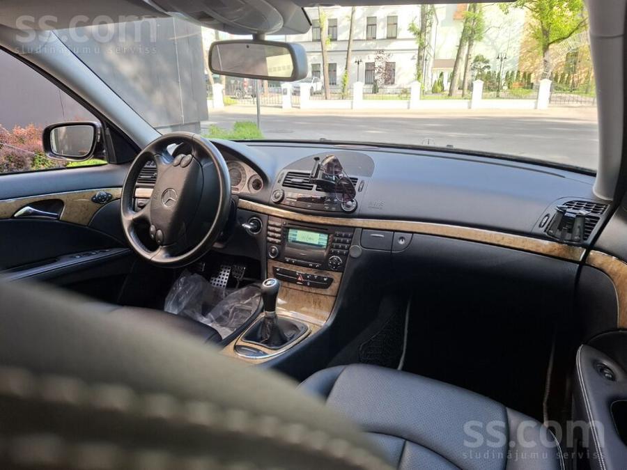 Melns Mercedes-Benz E 280 2007 Daugavpils, ar dzinēja tilpumu 3.00 L un nobraukumu 360 tūkst. km par 3550 €, foto 18 vietnē AUTOMOTO.COM.LV