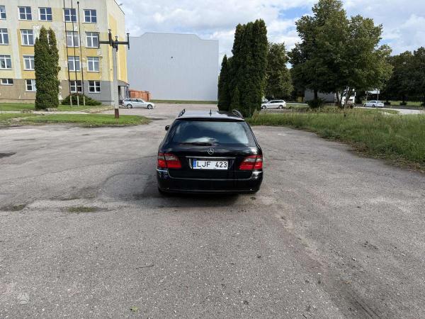Black Mercedes-Benz E 280 2007 in Marijampole, with an engine capacity of 2.99 L and mileage of 525 thousand km for 2999 €, photo 4 on AUTOMOTO.COM.LV