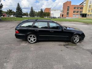 Black Mercedes-Benz E 280 2007 in Marijampole, with an engine capacity of 2.99 L and mileage of 525 thousand km for 2999 €, photo 5 on AUTOMOTO.COM.LV