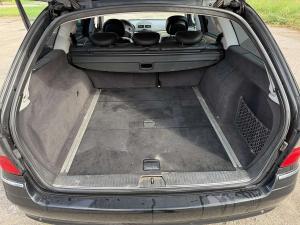 Black Mercedes-Benz E 280 2007 in Marijampole, with an engine capacity of 2.99 L and mileage of 525 thousand km for 2999 €, photo 11 on AUTOMOTO.COM.LV