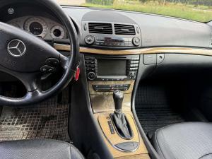 Black Mercedes-Benz E 280 2007 in Marijampole, with an engine capacity of 2.99 L and mileage of 525 thousand km for 2999 €, photo 12 on AUTOMOTO.COM.LV