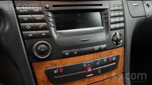 Black Mercedes-Benz E 280 2008 in Riga, with an engine capacity of 3.00 L and mileage of 298 thousand km for 3450 €, photo 28 on AUTOMOTO.COM.LV