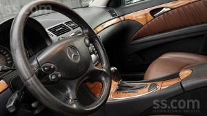 Melns Mercedes-Benz E 280 2008 Rīga, ar dzinēja tilpumu 3.00 L un nobraukumu 298 tūkst. km par 3450 €, foto 6 vietnē AUTOMOTO.COM.LV