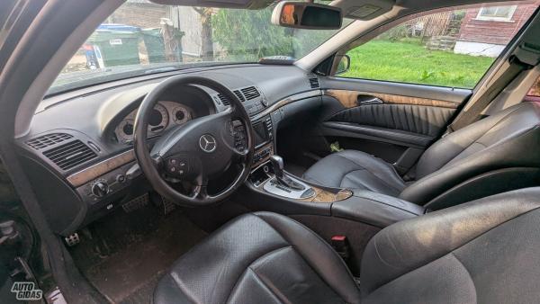 Mercedes-Benz E 280 2024 Viļņa vietnē Melns Mercedes-Benz E 280 2024 Viļņa, ar dzinēja tilpumu 3.20 L un nobraukumu 350 tūkst. km par 950 €, foto 8 vietnē AUTOMOTO.COM.LV