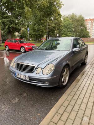 Zils Mercedes-Benz E 280 2004 Klaipėda, ar dzinēja tilpumu 3.22 L un nobraukumu 376 tūkst. km par 2600 €, foto 12 vietnē AUTOMOTO.COM.LV