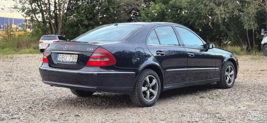 Zils Mercedes-Benz E 280 2005 Viļņa, ar dzinēja tilpumu 3.20 L un nobraukumu 497 tūkst. km par 2400 €, foto 6 vietnē AUTOMOTO.COM.LV