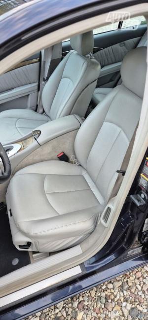 Zils Mercedes-Benz E 280 2005 Viļņa, ar dzinēja tilpumu 3.20 L un nobraukumu 497 tūkst. km par 2400 €, foto 11 vietnē AUTOMOTO.COM.LV