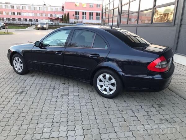 Blue Mercedes-Benz E 280 2006 in Riga, with an engine capacity of 3.00 L and mileage of 308 thousand km for 5800 €, photo 3 on AUTOMOTO.COM.LV